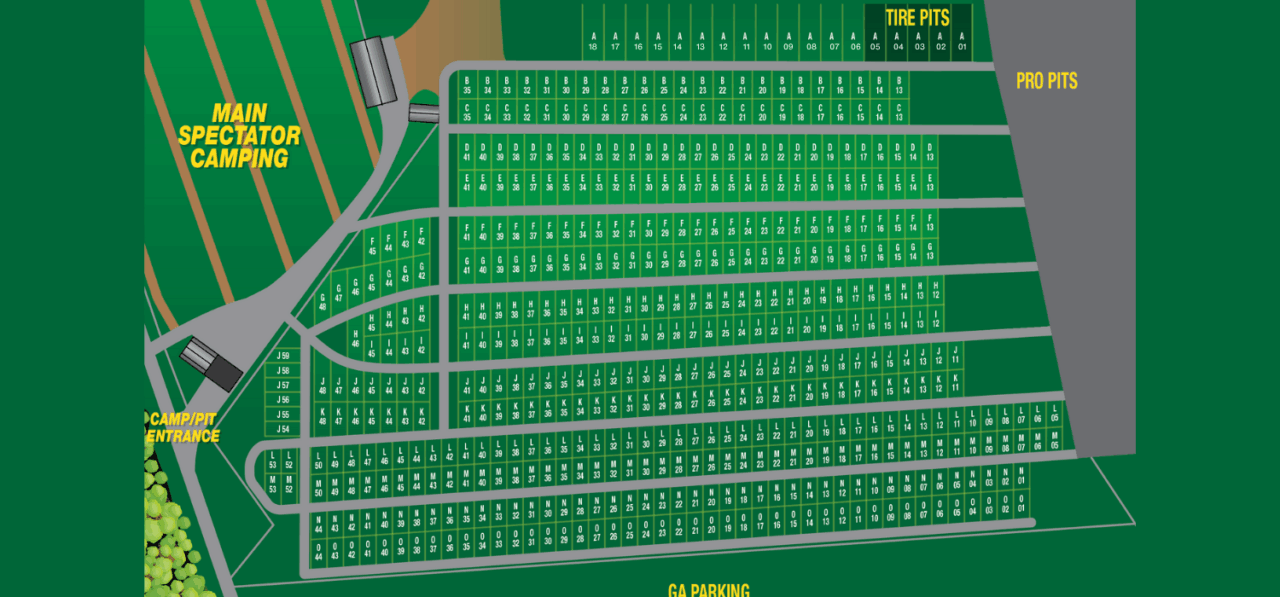 Racers at Crandon International Raceway | Crandon, WI